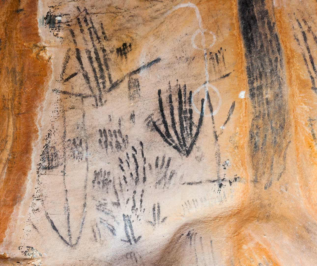A Guide to Aboriginal Australia - Luxury Gold
