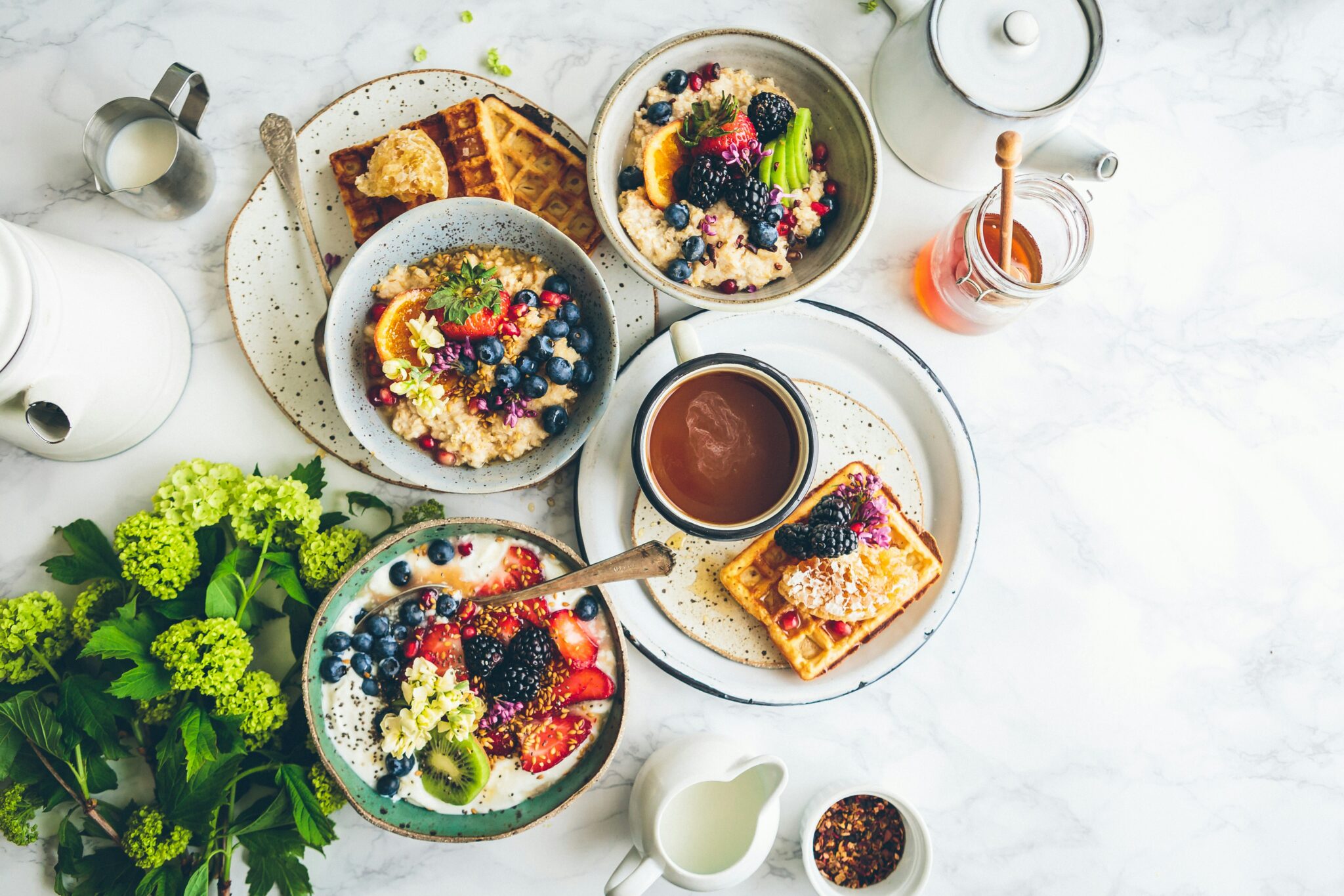 These Hotels Have The Best Room Service In The World - Luxury Gold