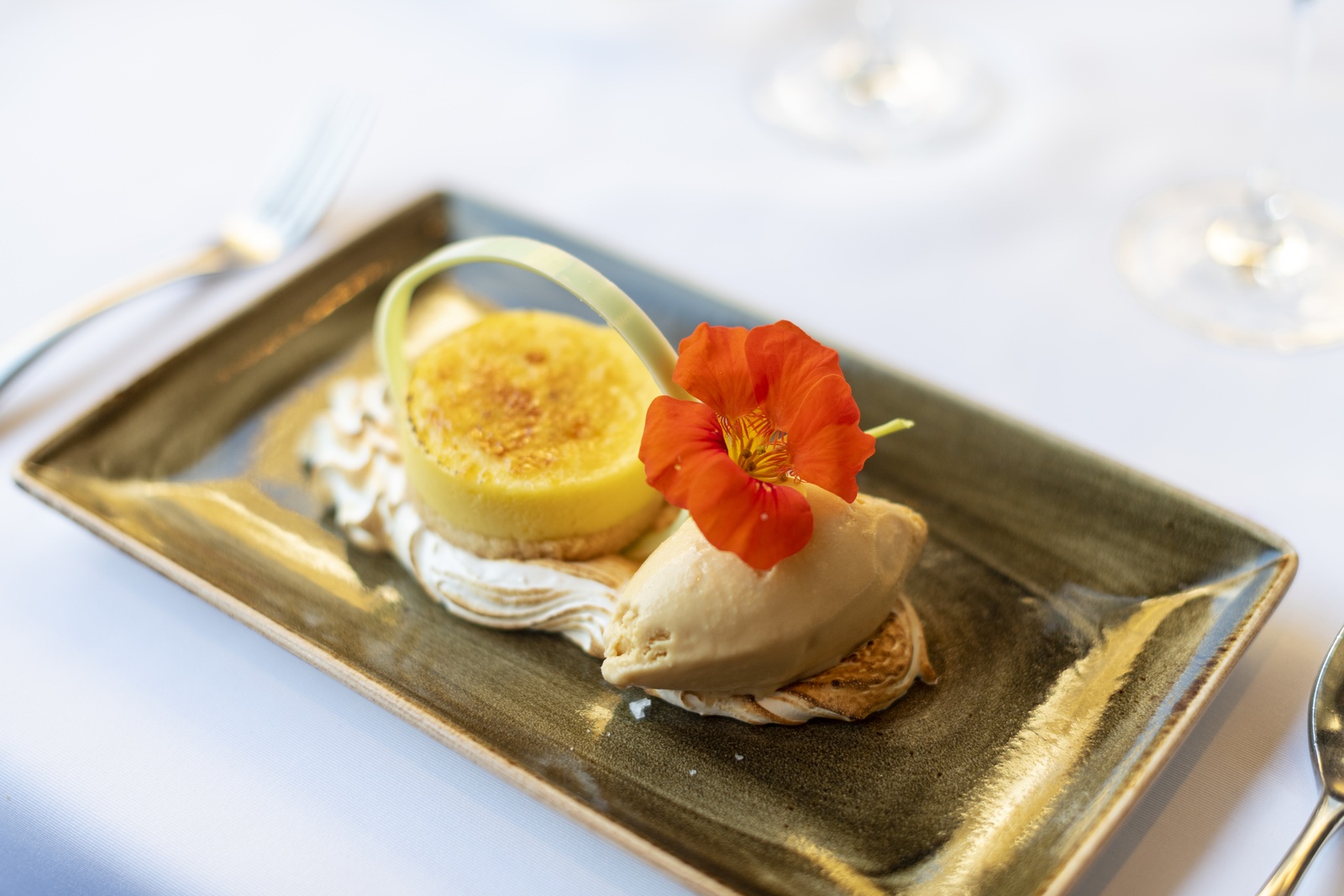 Luxury Guided Tours | Luxury Gold